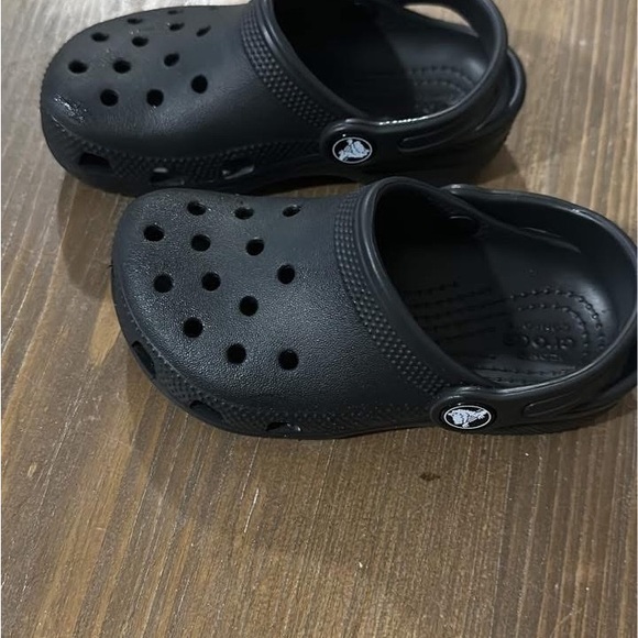 CROCS | Shoes | Crocs Black Sandals With Perforated Design And Heel ...